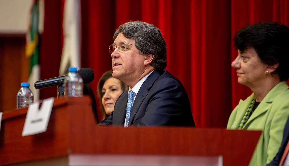 Carlos Jarque imparte Cátedra Prima de Ciencias Actuariales