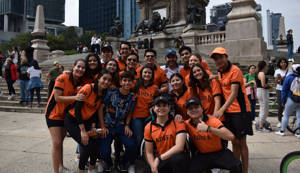 Salvador Abdala comparte su liderazgo en FESAL Campus Sur