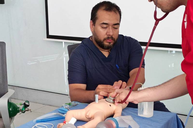 Curso de Reanimación Neonatal (RENEO) - Universidad Anáhuac